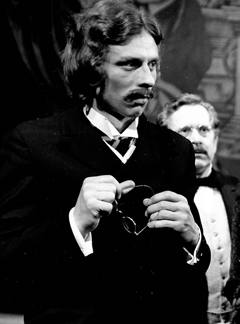 Teatr w Krakowie im. J. Słowackiego - 75 urodziny świętuje Mikołaj ...